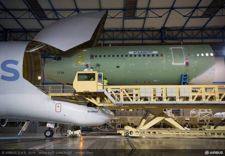 Airbus transports first A330neo fuselage section - Aeroflap
