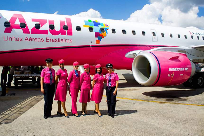 Azul lança nova campanha Outubro Rosa, em versão 2017 - Aeroflap