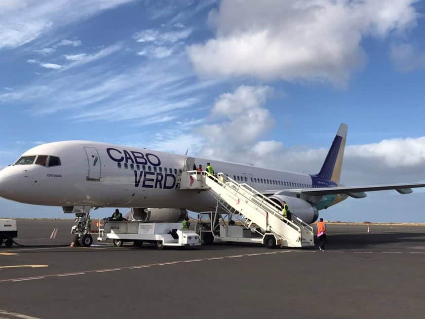 cabo-verde-airlines-recebe-o-3-avi-o-com-sua-pintura-aeroflap