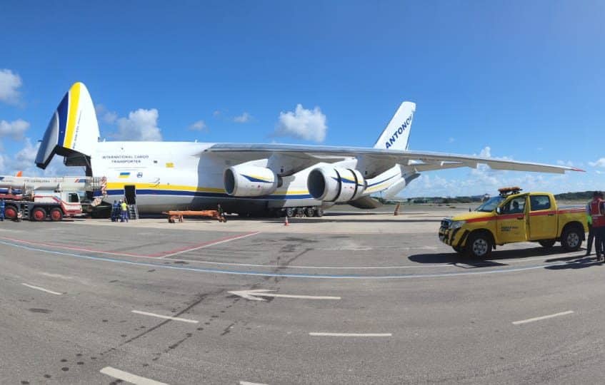 Segunda maior aeronave de carga do mundo pousa em Salvador - Aeroflap
