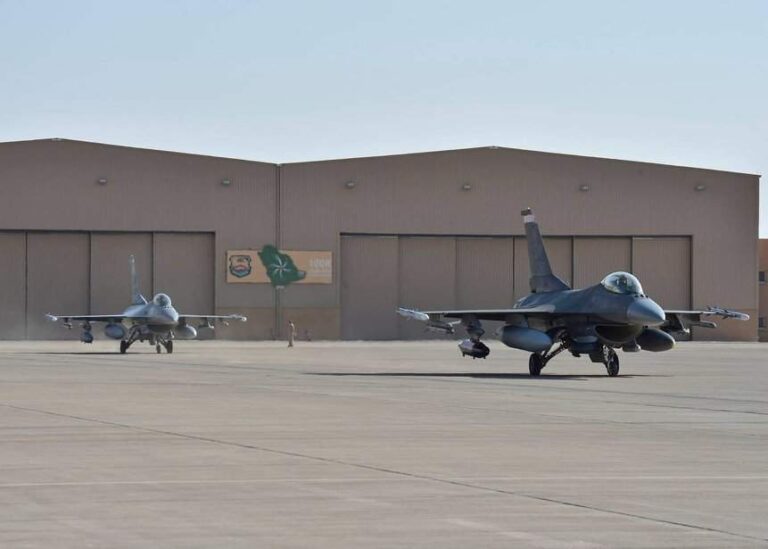 USAF F-16 fighters are deployed to air base in Saudi Arabia