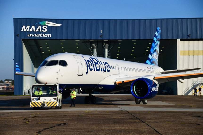 Este é o novo Airbus A220 da JetBlue