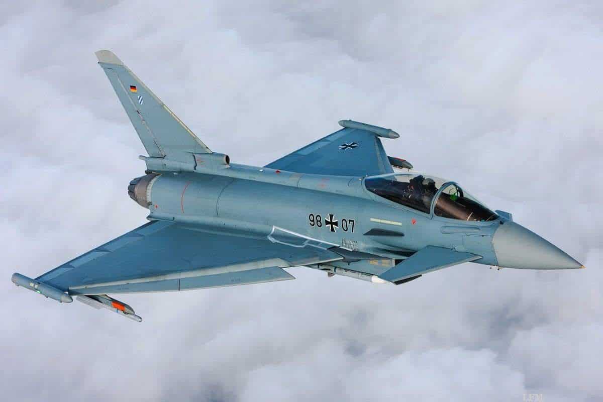 Aeroflap Eurofighter releases image of Typhoon with 14 Meteor missiles