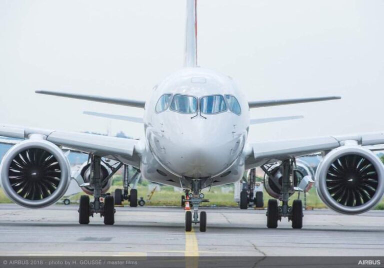 Após venda recorde, Airbus quer vender o A220 na China