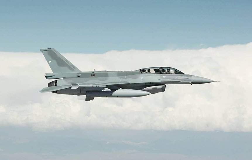 Chinese J-10 fighter spotted with fuselage modification