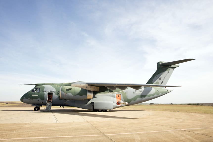 Embraer completes flight tests of the firefighting capabilities of the ...