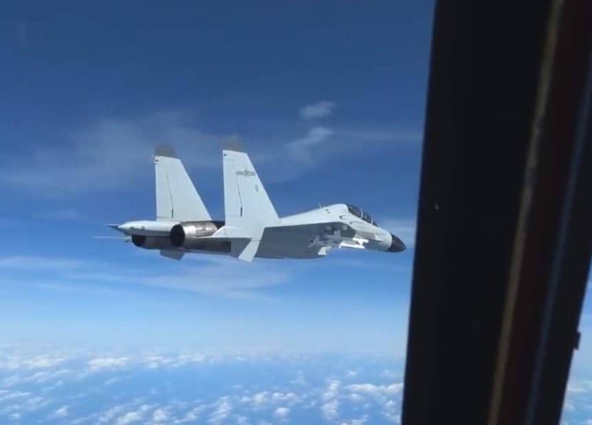 VIDEOS: Chinese fighter makes unsafe intercept of US spy plane - Aeroflap
