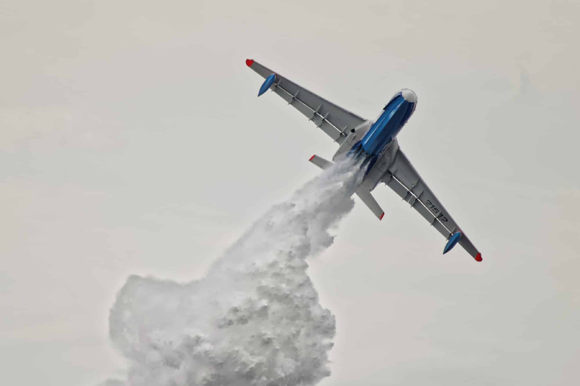 A jet firefighter from Russia: meet the Beriev Be-200 Altair