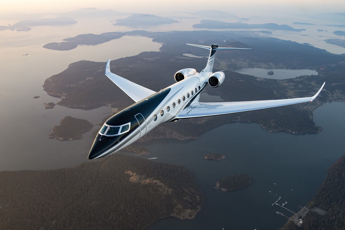 More than 100 pilots have now qualified for the Gulfstream G700