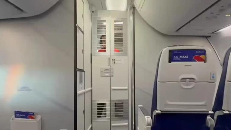 Southwest Airlines debuts Boeing 737 MAX 8 with secondary cockpit barrier