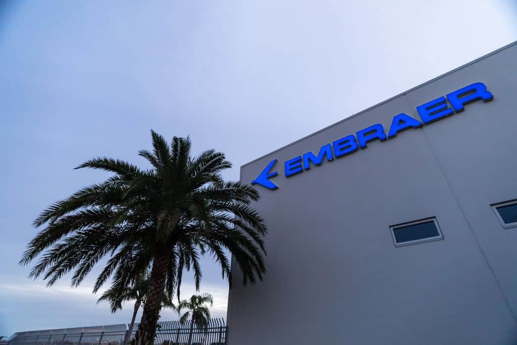 Embraer commissions solar installation at Embraer Executive Jets ...