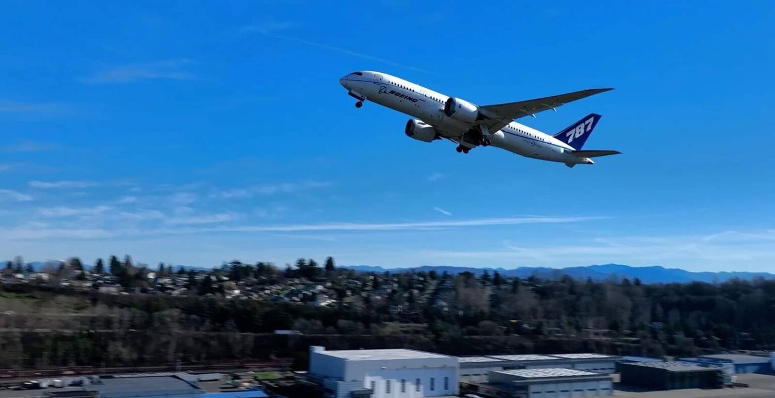 Last Boeing 787-8 test flight concludes historic cycle after nearly 16 ...