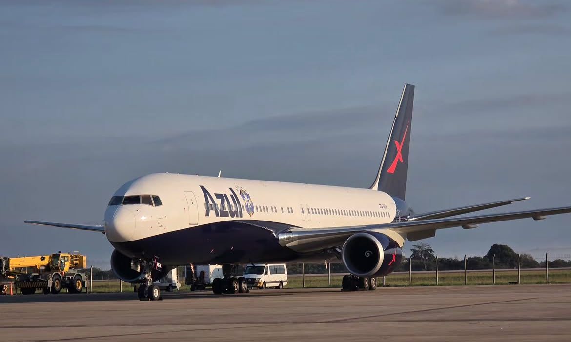 Meet the luxury plane that will take the Brazilian National Team to the ...
